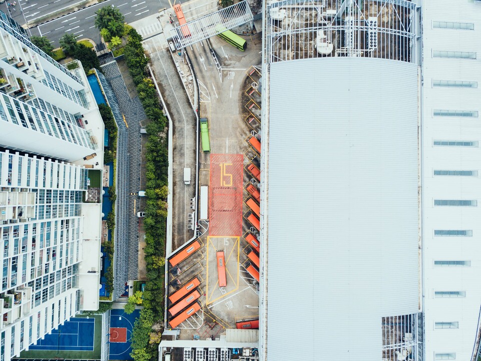 Optimizing warehouse space and layout to maximize efficiency Optimizing warehouse space and layout to maximize efficiency