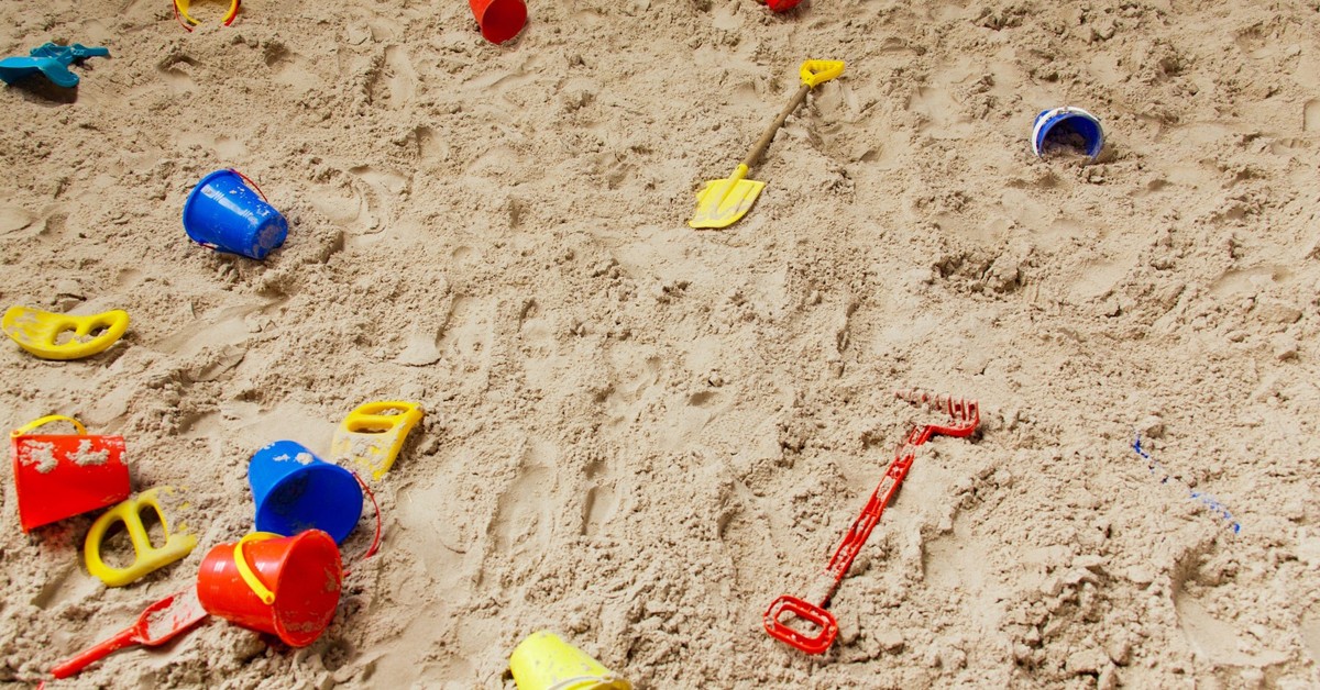Improving the Development Lifecycle with Microservice Sandbox Environments Improving the Development Lifecycle with Microservice Sandbox Environments