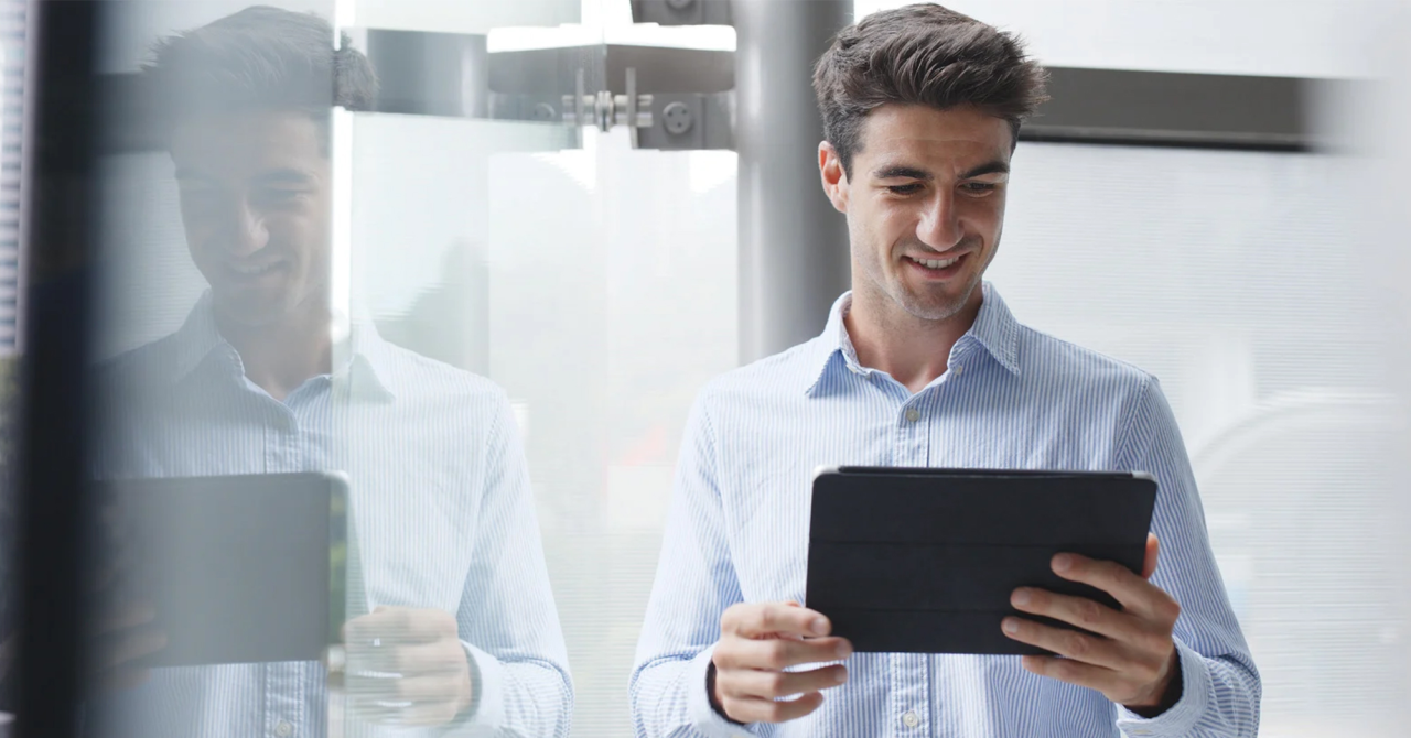 Streamlining HR Operations and Efficiencies with AI: A Comprehensive ... Streamlining HR Operations and Efficiencies with AI: A Comprehensive ...