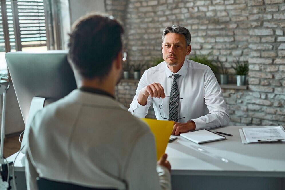 Navigating the Complexities: Hiring Leaders for Your Organization Navigating the Complexities: Hiring Leaders for Your Organization