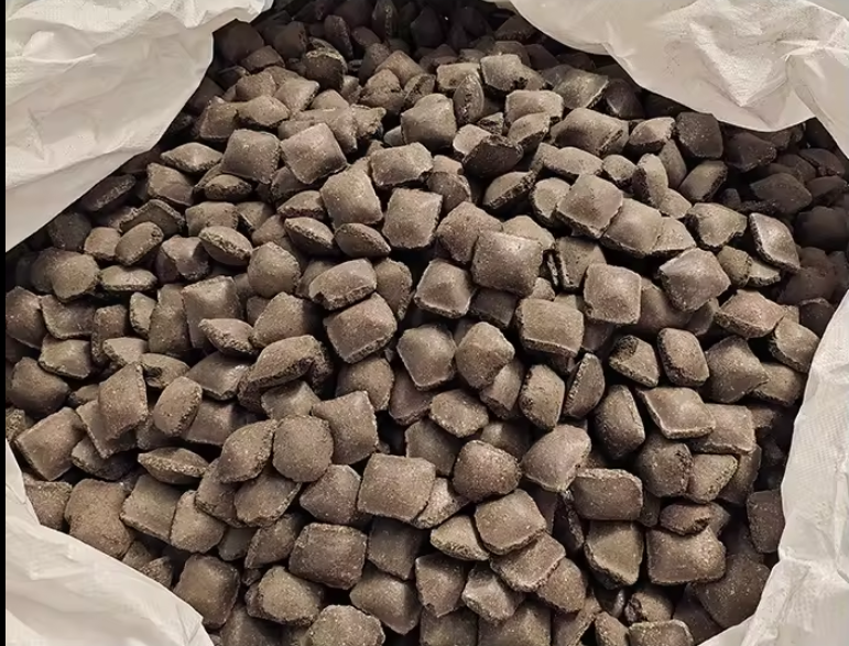 Silicon manganese alloy briquettes used as deoxidizer in the ... Silicon manganese alloy briquettes used as deoxidizer in the ...