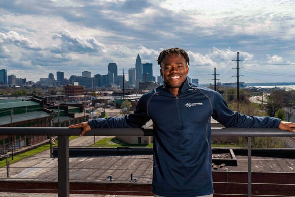 Unleash Your Inner Star: Mastering Poses for Your Cleveland Headshot Unleash Your Inner Star: Mastering Poses for Your Cleveland Headshot