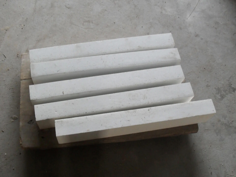 Corundum Mullite Bricks - Xinhongji Refractory Corundum Mullite Bricks - Xinhongji Refractory