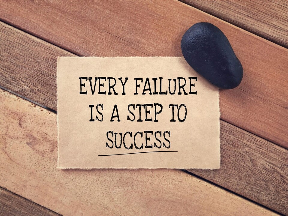 Fail fast and fail differently Fail fast and fail differently