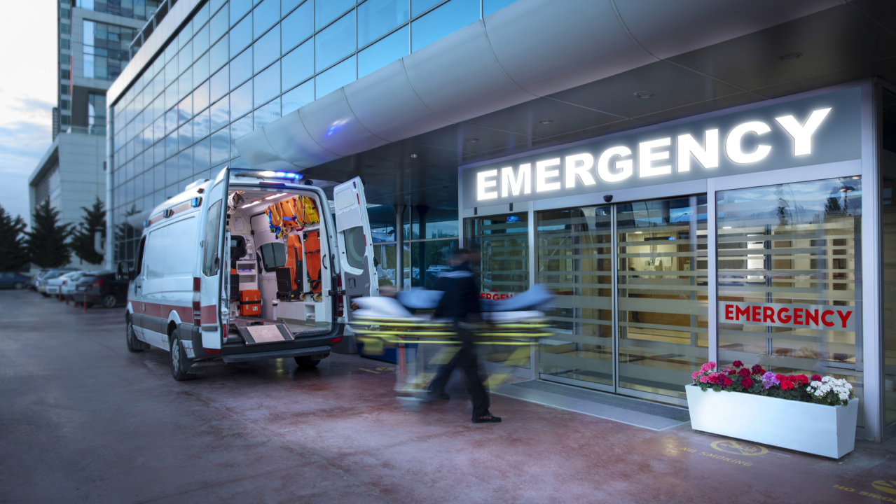 Elevating Healthcare Communication: Pagers vs Mobile Apps Elevating Healthcare Communication: Pagers vs Mobile Apps