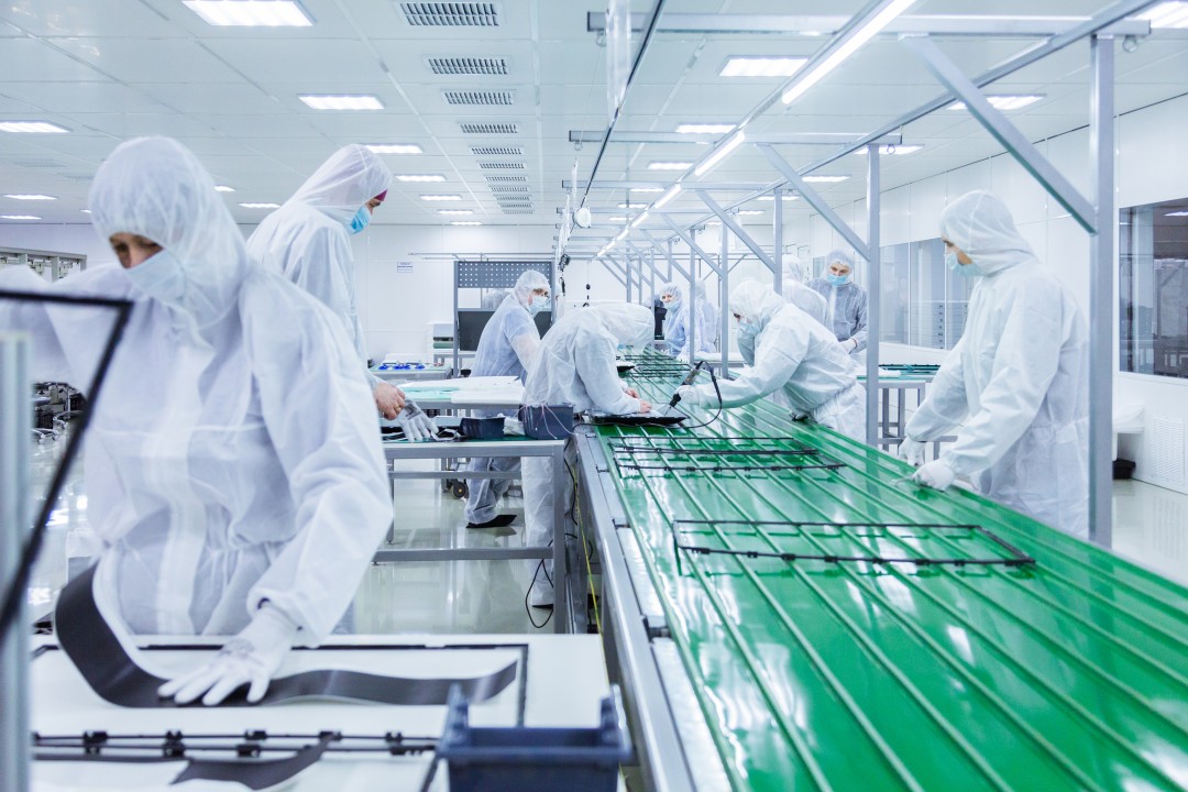 Clean & Green: Sustainable Cleaning Solutions for Manufacturers Clean & Green: Sustainable Cleaning Solutions for Manufacturers
