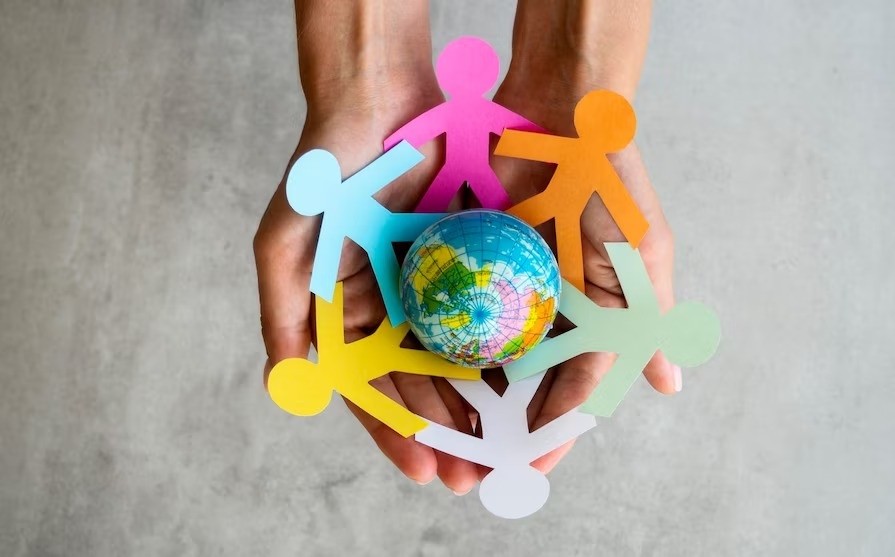 Driving Social Impact at Scale: Initiating the Crucial Conversation Driving Social Impact at Scale: Initiating the Crucial Conversation