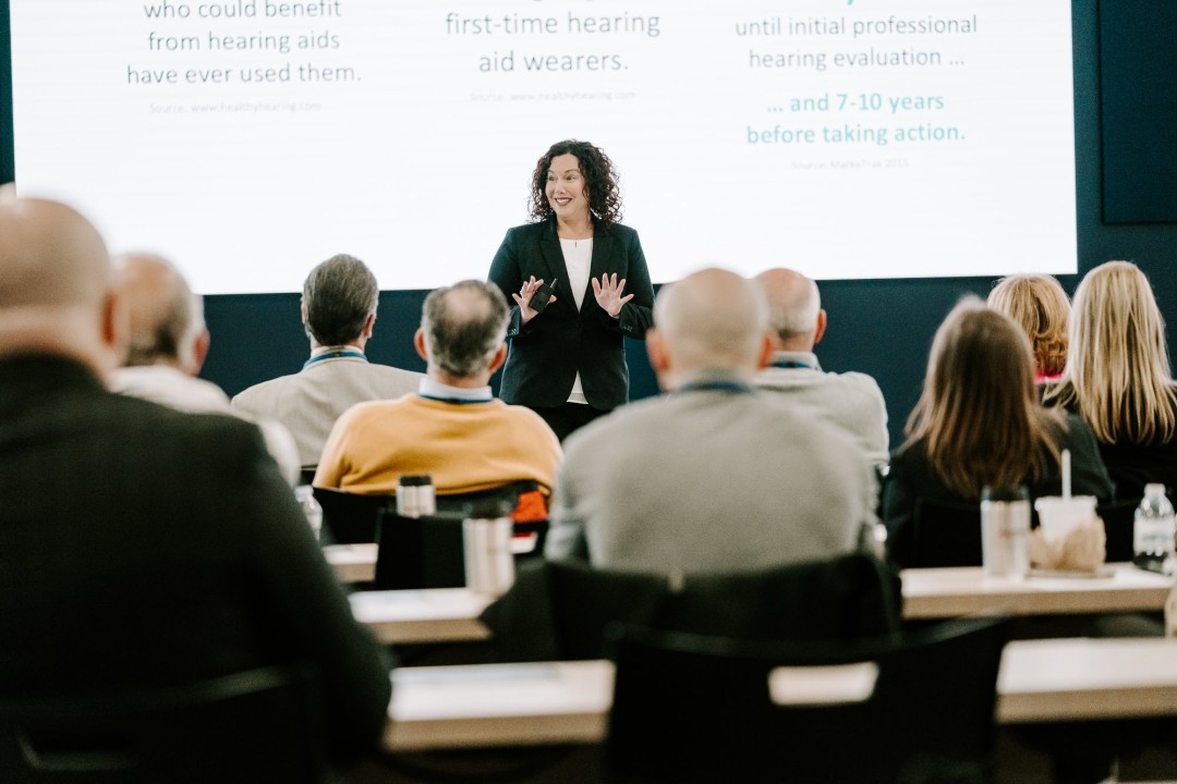 Presenting 101: Six Tips to Become a Better Speaker Presenting 101: Six Tips to Become a Better Speaker