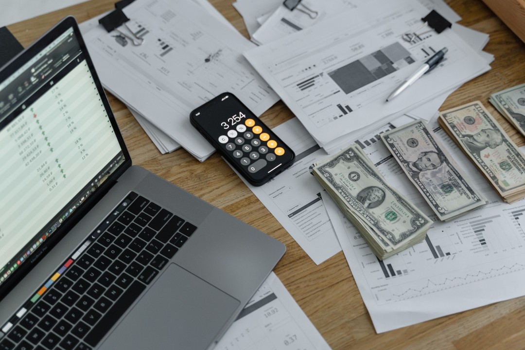 How to Build a Compensation Program (Part 3 – Implementation) How to Build a Compensation Program (Part 3 – Implementation)