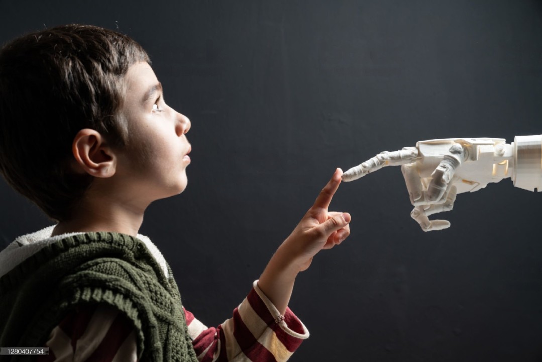 The Pros and Cons of Technology: Balancing Innovation and Responsibility The Pros and Cons of Technology: Balancing Innovation and Responsibility