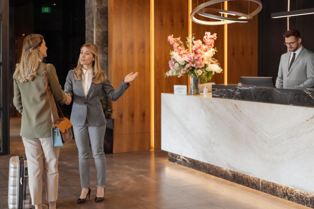 Annoying Hotel Guests: Handling Difficult Guests Annoying Hotel Guests: Handling Difficult Guests