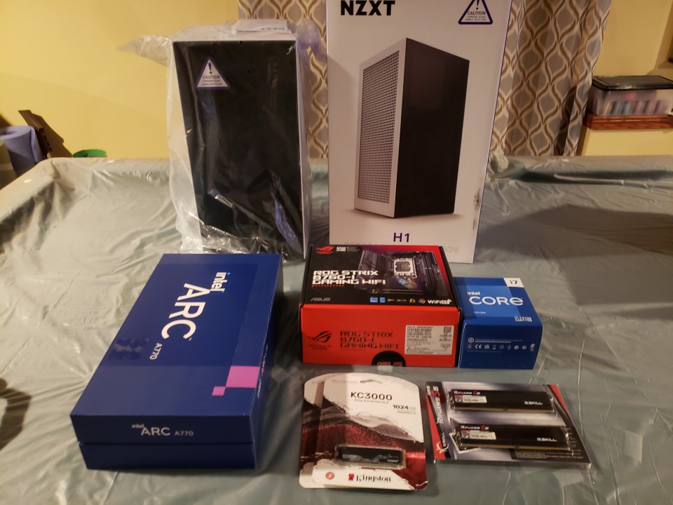 Putting together a Hybrid CPU architecture-based PC Putting together a Hybrid CPU architecture-based PC