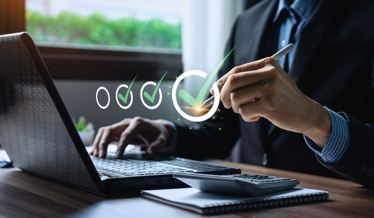 Comparing Cybersecurity Frameworks: AU Essential Eight vs. NZISM Comparing Cybersecurity Frameworks: AU Essential Eight vs. NZISM
