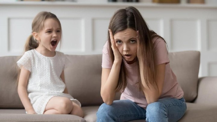 Kelelahan Mengasuh Anak: Apa yang Sebenarnya Dirasakan oleh Para Ibu ... Kelelahan Mengasuh Anak: Apa yang Sebenarnya Dirasakan oleh Para Ibu ...