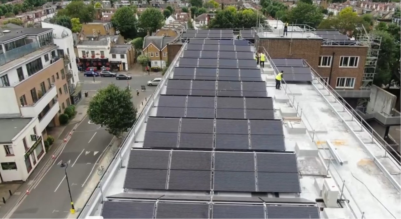 Harnessing the Sun and Earth: UWL's Innovative Approach to Carbon Reduction Harnessing the Sun and Earth: UWL's Innovative Approach to Carbon Reduction