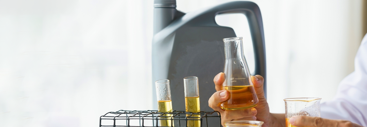 Differences Between Mineral, Semi-Synthetic, and Full Synthetic Oils Differences Between Mineral, Semi-Synthetic, and Full Synthetic Oils