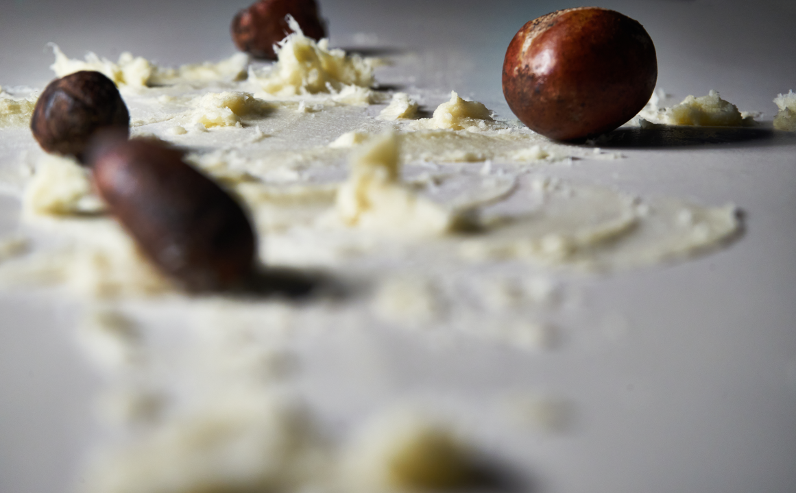 What is the Difference Between Refined and Unrefined Shea Butter? What is the Difference Between Refined and Unrefined Shea Butter?