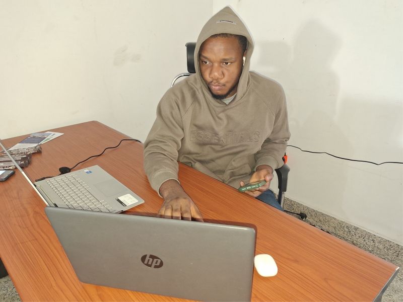 Emmanuel Nwoye on LinkedIn: #codeallday #reallifebugs #debugginglife # ... Emmanuel Nwoye on LinkedIn: #codeallday #reallifebugs #debugginglife # ...