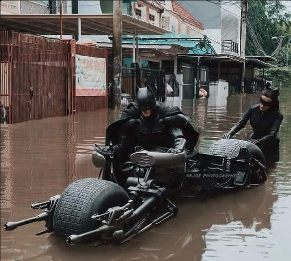 Divyansh Tiwari on LinkedIn: #batman #memes #baarishkeaanese Divyansh Tiwari on LinkedIn: #batman #memes #baarishkeaanese