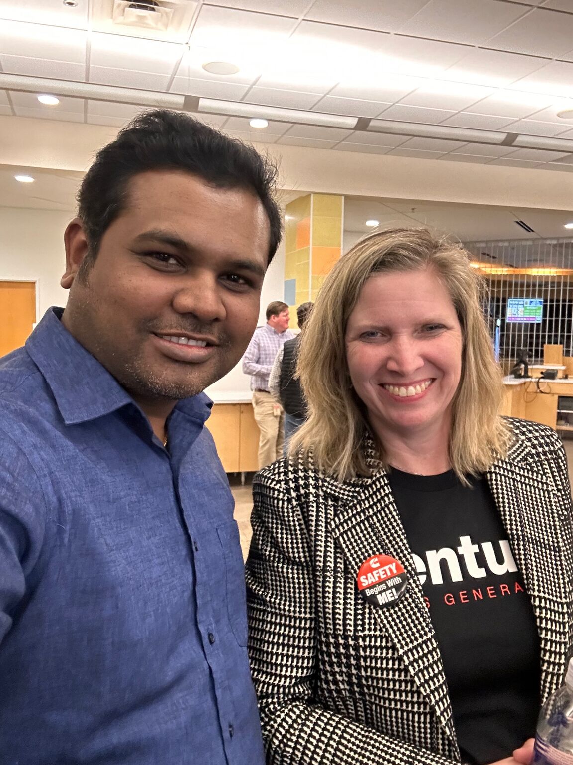 Vivek Venugopal on LinkedIn: #cummins #centum #selfiewithceo Vivek Venugopal on LinkedIn: #cummins #centum #selfiewithceo