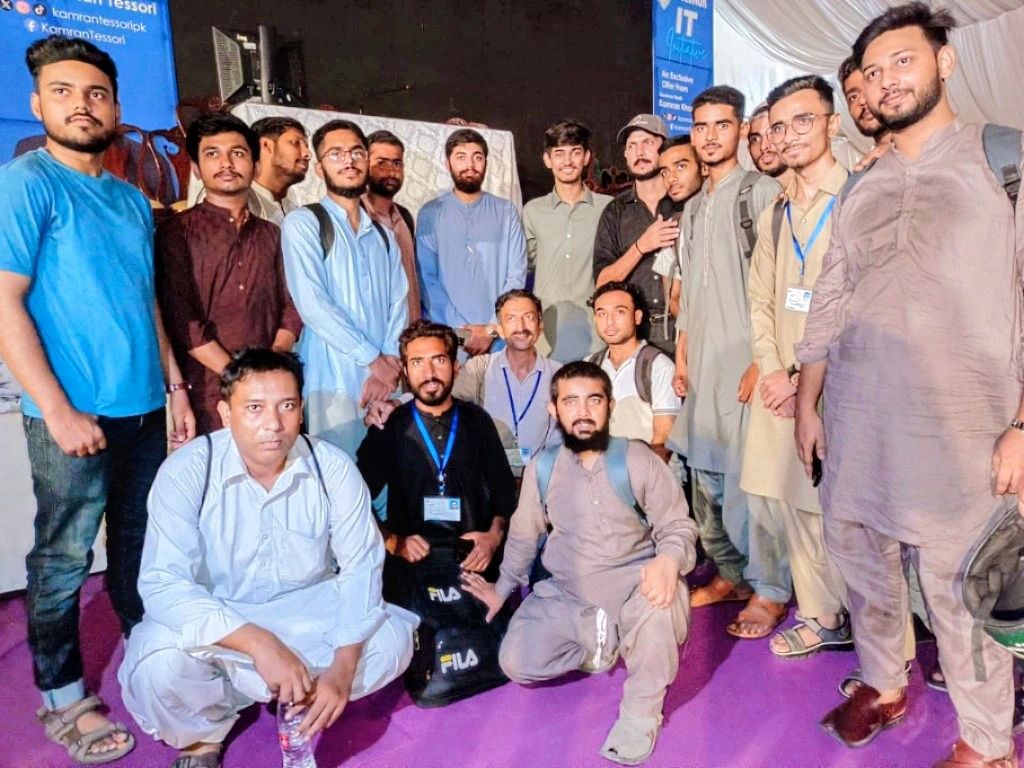 Hafiz Ali Ahmed on LinkedIn: #proudinstructor #giaic #q1 Hafiz Ali Ahmed on LinkedIn: #proudinstructor #giaic #q1