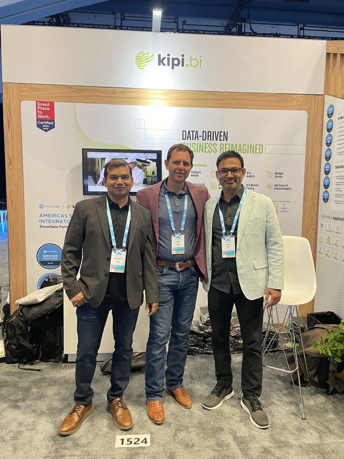 Neha Jha on LinkedIn: #kipiatsnowflakesummit #kipixsnowflake Neha Jha on LinkedIn: #kipiatsnowflakesummit #kipixsnowflake