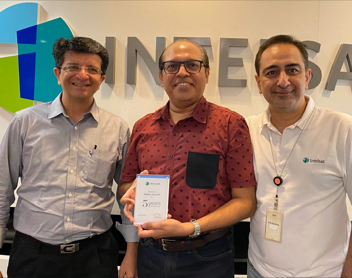 Rajeev Kapoor on LinkedIn: Commemorating Rajeev Kaushik’s 5th ... Rajeev Kapoor on LinkedIn: Commemorating Rajeev Kaushik’s 5th ...