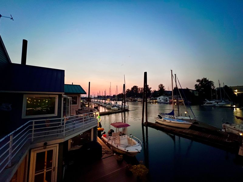 Kellyn Gorman on LinkedIn: Goodnight river. Kellyn Gorman on LinkedIn: Goodnight river.