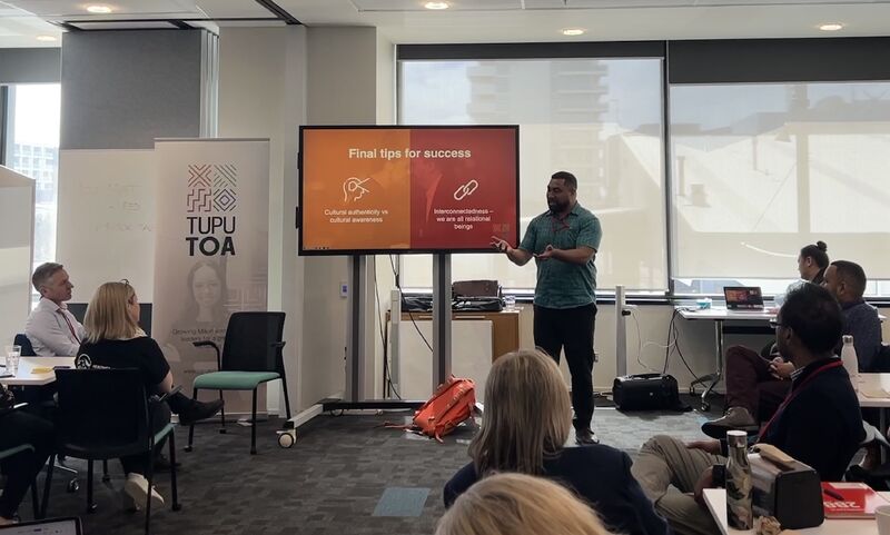 Erin Thomas on LinkedIn: Thank you Sione and Telayna from TupuToa for ... Erin Thomas on LinkedIn: Thank you Sione and Telayna from TupuToa for ...