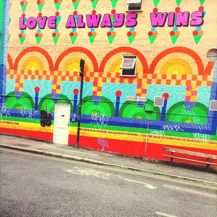 Abdul Saboor Khan on LinkedIn: #artinspiration #londonstreets Abdul Saboor Khan on LinkedIn: #artinspiration #londonstreets