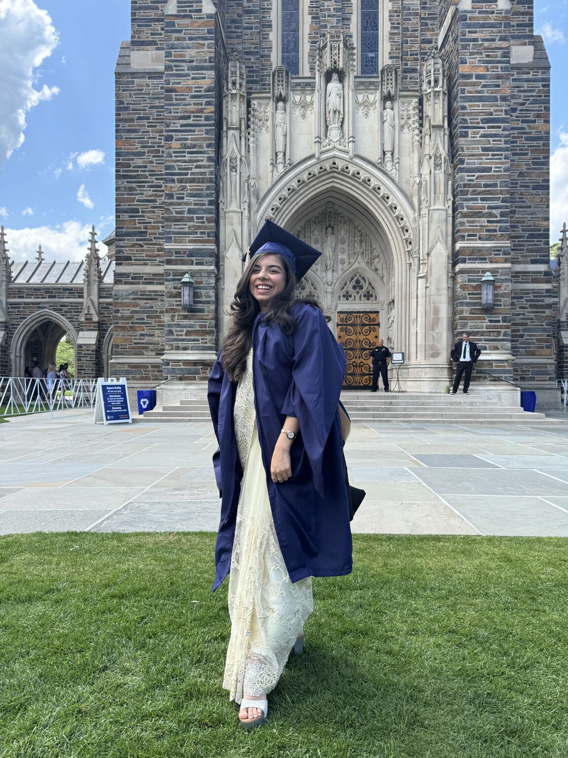 Devika Shah on LinkedIn: #graduation #duke #teamfuqua #businessschool # ... Devika Shah on LinkedIn: #graduation #duke #teamfuqua #businessschool # ...