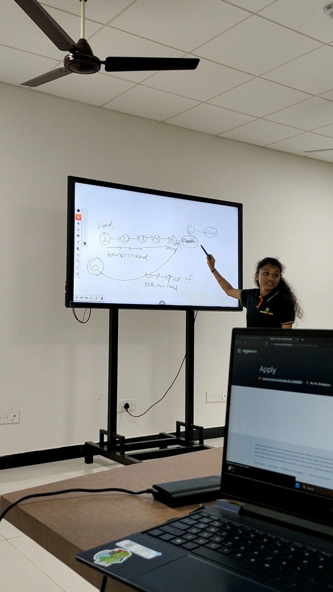 Bhavya Sri on LinkedIn: #owlcoder3 #geeksforgeeks #leetcode #codechef # ... Bhavya Sri on LinkedIn: #owlcoder3 #geeksforgeeks #leetcode #codechef # ...
