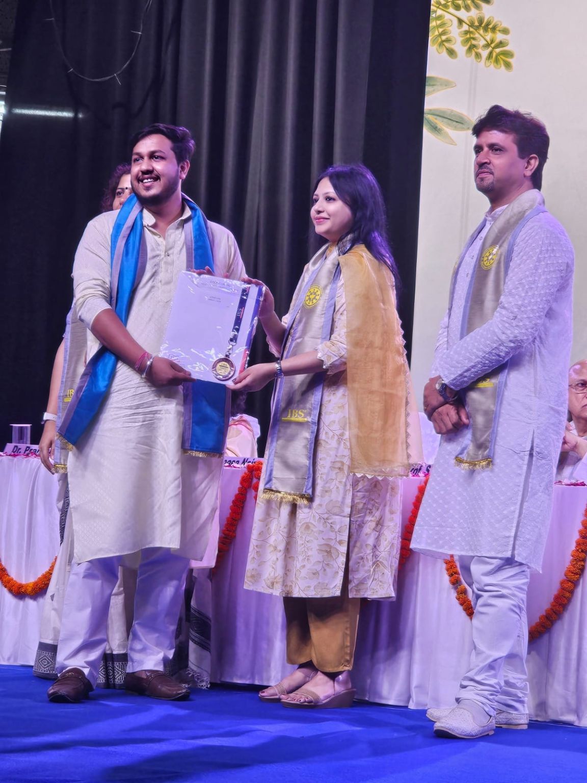 Samay Jain on LinkedIn: #ibsgurgaon #convocation2024 #pgpm # ... Samay Jain on LinkedIn: #ibsgurgaon #convocation2024 #pgpm # ...