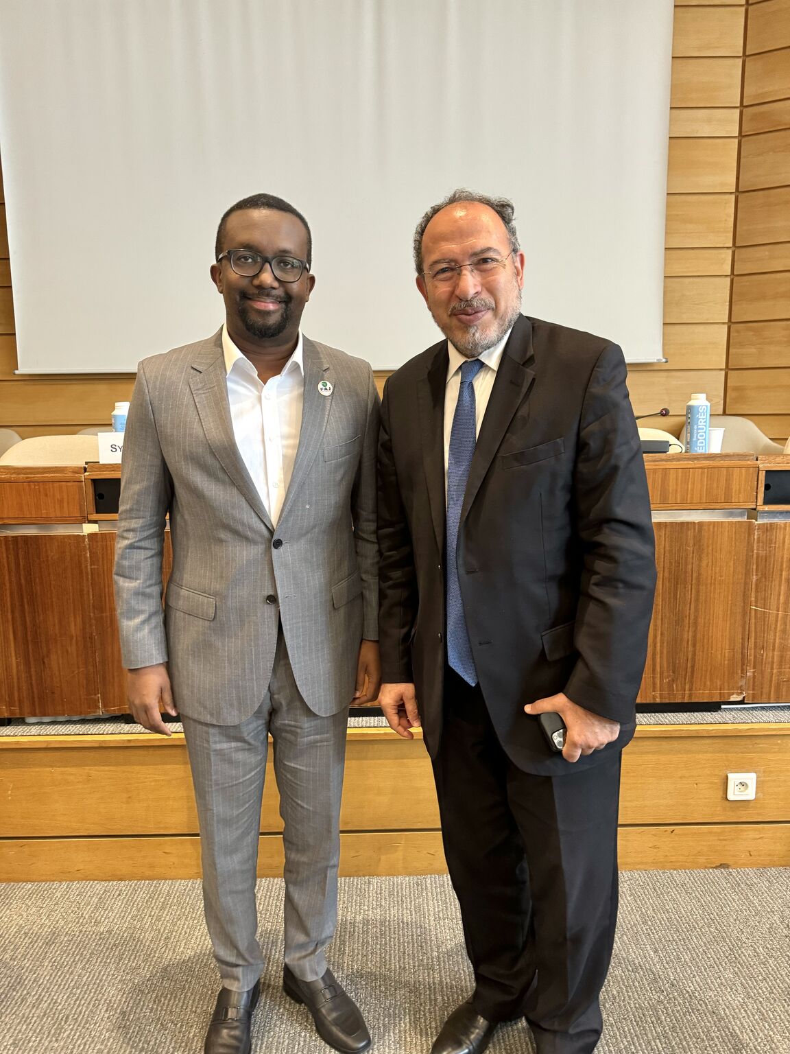 Omar Faruk Osman on LinkedIn: Excellent seeing Dr. Tawfik Jelassi ... Omar Faruk Osman on LinkedIn: Excellent seeing Dr. Tawfik Jelassi ...