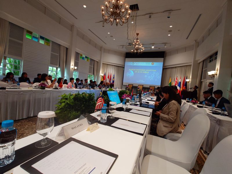 Sawal Hamid Md Ali on LinkedIn: Attending meeting on Human-Centered ... Sawal Hamid Md Ali on LinkedIn: Attending meeting on Human-Centered ...