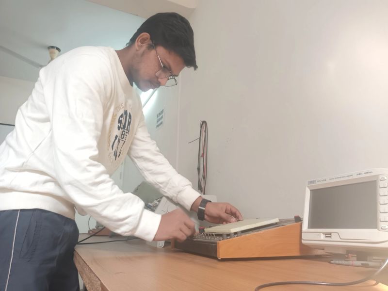 JAHANGIR HUSSEN on LinkedIn: #electrical #electronics #lab #measure JAHANGIR HUSSEN on LinkedIn: #electrical #electronics #lab #measure