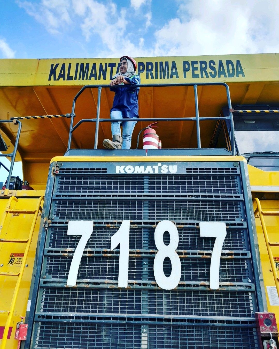 Ranny Arsita on LinkedIn: kita di lahirkan bukan untuk sempurna tapi ... Ranny Arsita on LinkedIn: kita di lahirkan bukan untuk sempurna tapi ...