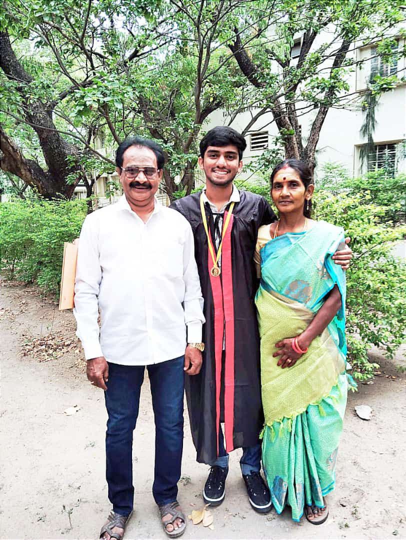 Santhosh Selvaraj on LinkedIn: Excited to share that I've graduated 🎓 ... Santhosh Selvaraj on LinkedIn: Excited to share that I've graduated 🎓 ...