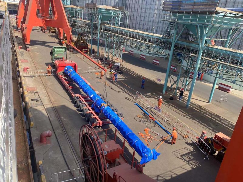 David - Xu 徐为柱 on LinkedIn: Long items loading today at Qingdao port. David - Xu 徐为柱 on LinkedIn: Long items loading today at Qingdao port.