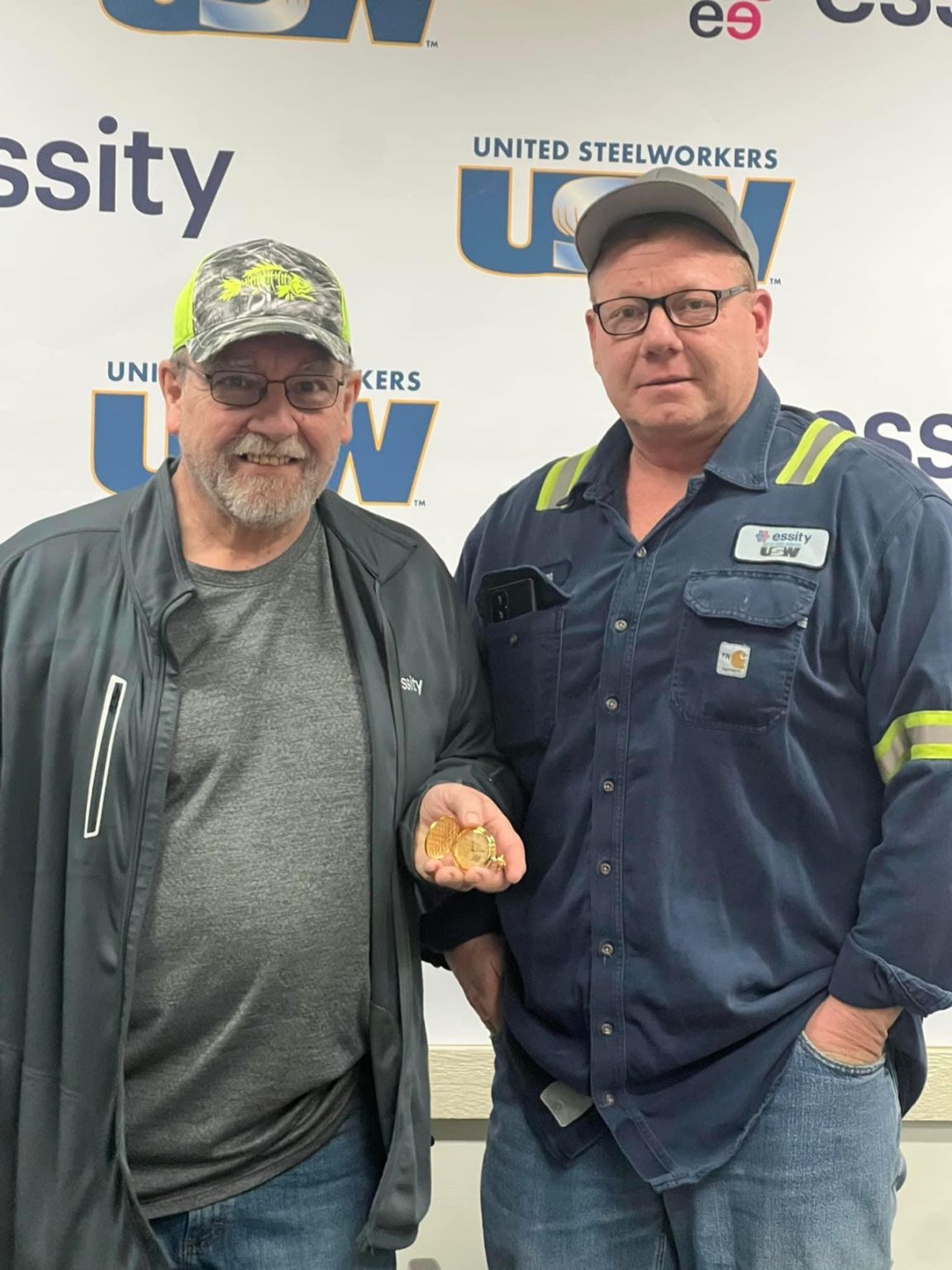 Melinda Knapp on LinkedIn: Mr Barry Caudill and our USW President ... Melinda Knapp on LinkedIn: Mr Barry Caudill and our USW President ...