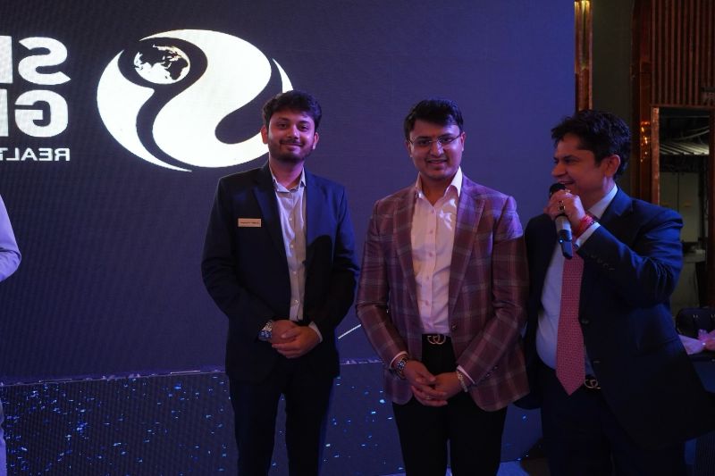Vinayak Gupta on LinkedIn: I am deeply honored and grateful to be ... Vinayak Gupta on LinkedIn: I am deeply honored and grateful to be ...