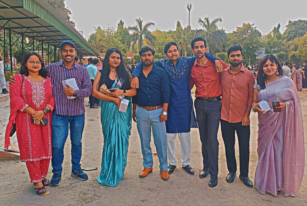 Priyanshu Kumar on LinkedIn: #nietmbafarewell2024 Priyanshu Kumar on LinkedIn: #nietmbafarewell2024