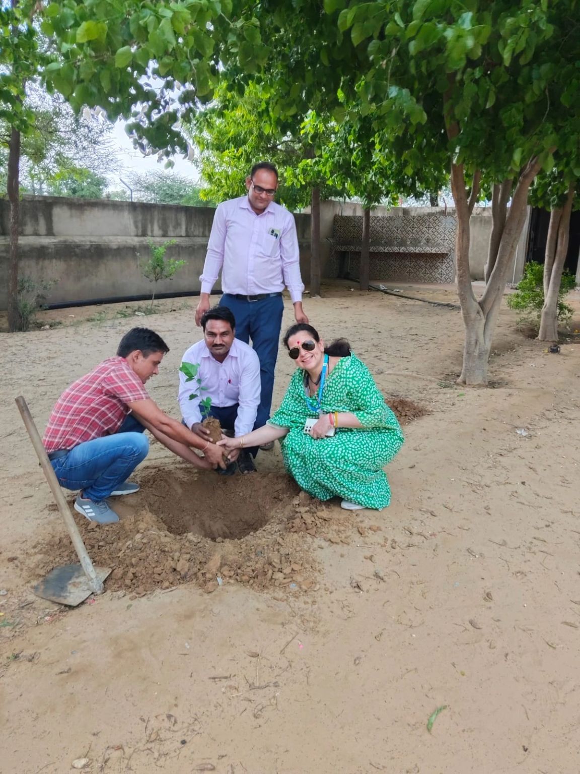 Dr. Kiran Gupta on LinkedIn: Environment Responsibilities 😎🌴👇 Dr. Kiran Gupta on LinkedIn: Environment Responsibilities 😎🌴👇