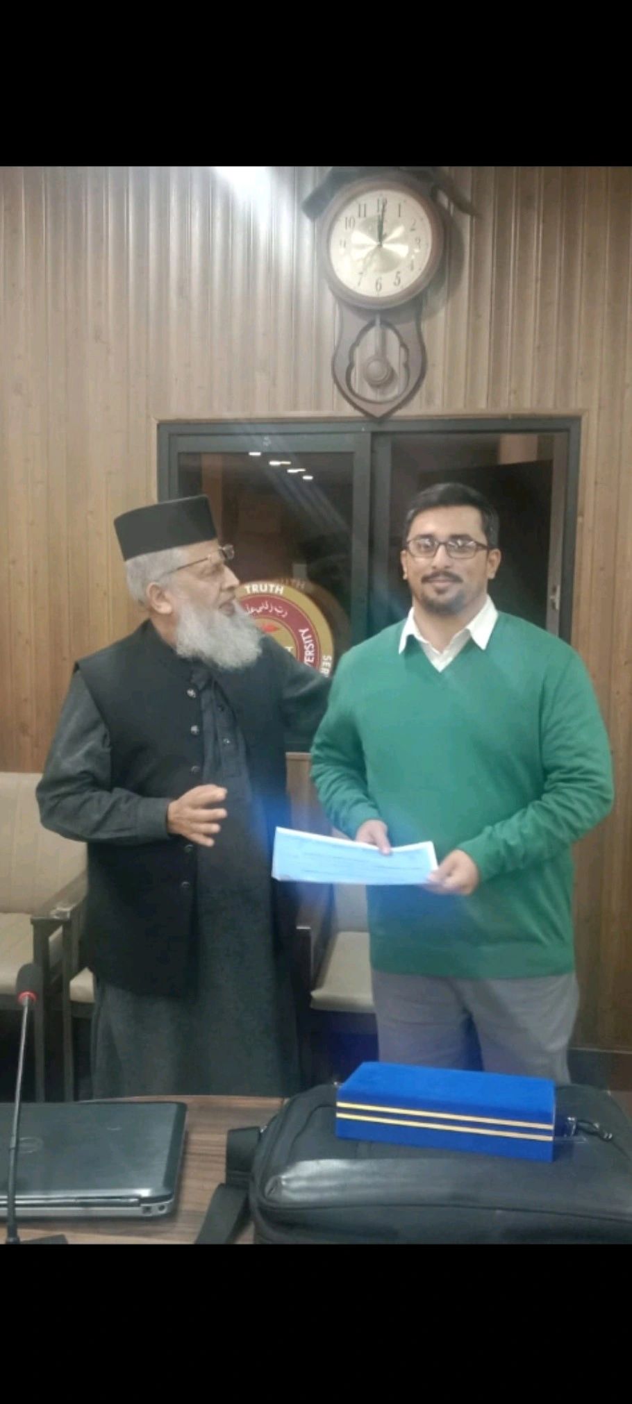 Hassan Hamid Mahmood on LinkedIn: With esteemed Occuloplastic Surgeon ... Hassan Hamid Mahmood on LinkedIn: With esteemed Occuloplastic Surgeon ...