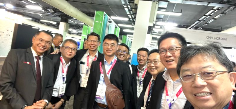WCIT Kuching Sarawak Edward Goh Chee Hung Ngoh Cat Yong - Joo Ming ... WCIT Kuching Sarawak Edward Goh Chee Hung Ngoh Cat Yong - Joo Ming ...