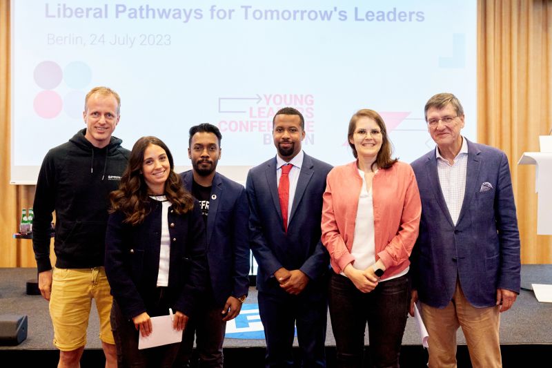 Rashid Shahriar on LinkedIn: #youngleaders #globaldialogue # ... Rashid Shahriar on LinkedIn: #youngleaders #globaldialogue # ...