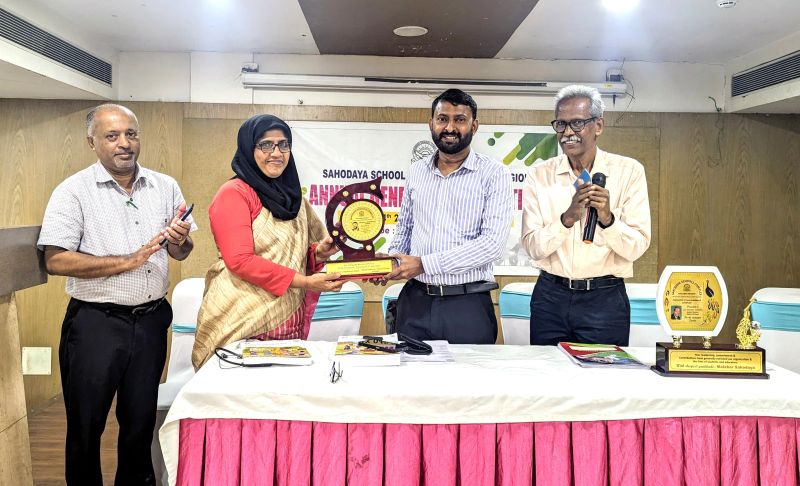 Dr Anas Anas on LinkedIn: Being honoured by Malabar Sahodaya, for ... Dr Anas Anas on LinkedIn: Being honoured by Malabar Sahodaya, for ...