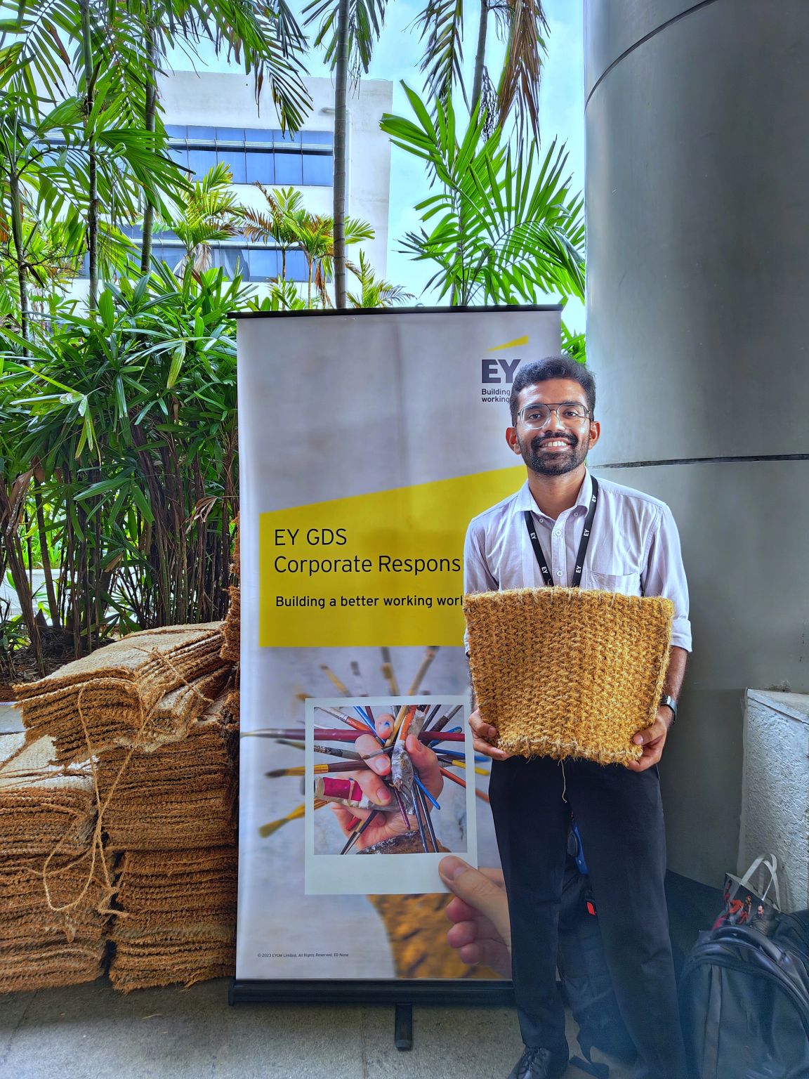 AMAL J NELLICKAN on LinkedIn: #csr #eygds #eyconnectival # ... AMAL J NELLICKAN on LinkedIn: #csr #eygds #eyconnectival # ...
