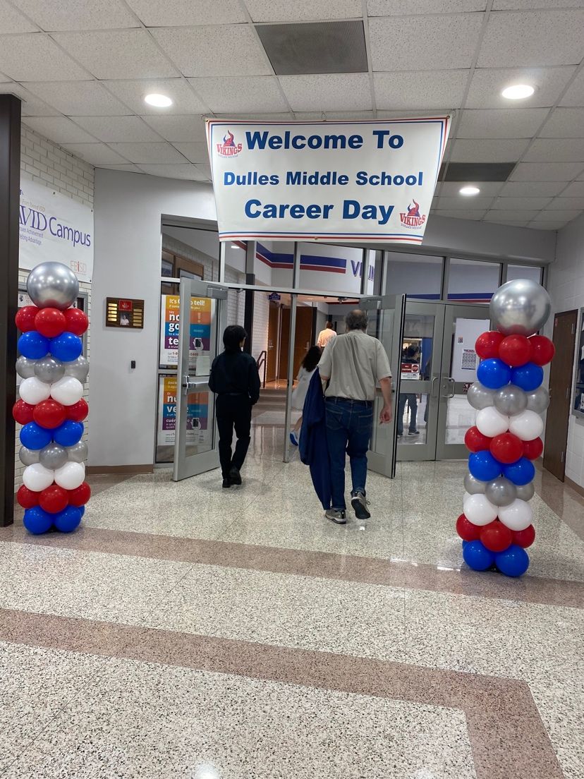 Bryanna Bender on LinkedIn: DULLES MIDDLE SCHOOL CAREER DAY - GUEST ... Bryanna Bender on LinkedIn: DULLES MIDDLE SCHOOL CAREER DAY - GUEST ...