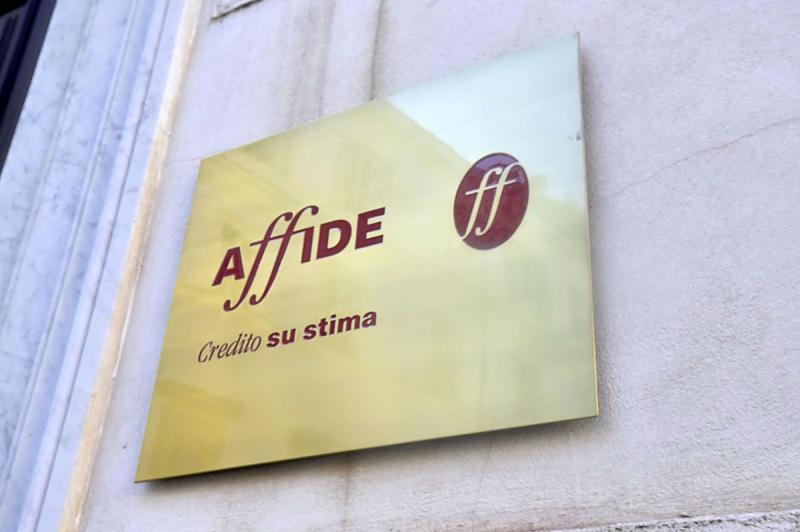 Delia Chiocca on LinkedIn: Carige e Banca Monte di Lucca cedono il ... Delia Chiocca on LinkedIn: Carige e Banca Monte di Lucca cedono il ...